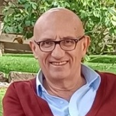 Thermodynamics of Composition Graded Thermoelastic Solids[v1 ...