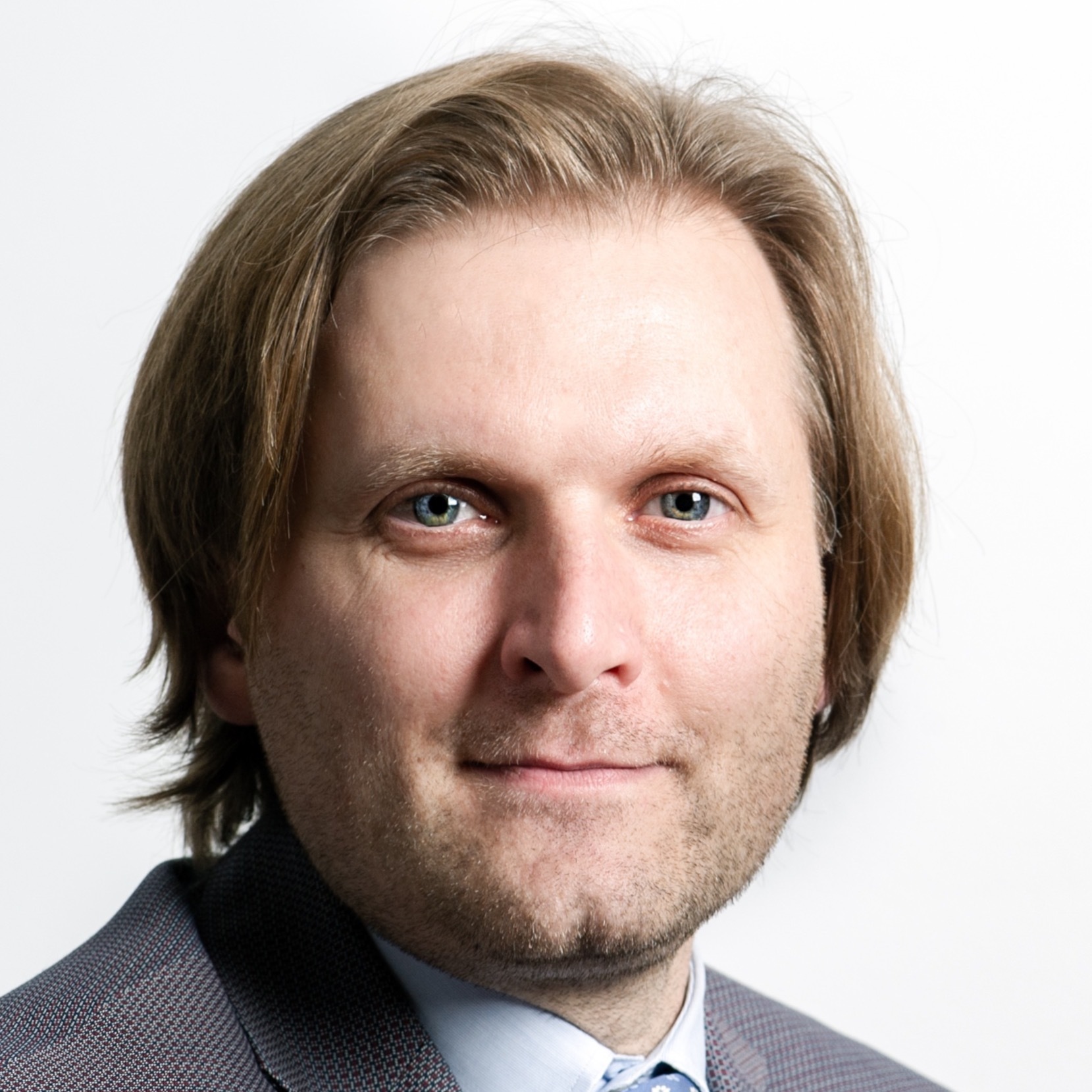 Unscented Kalman Filter Sensorless Permament Magnet Synchronous Motor ...